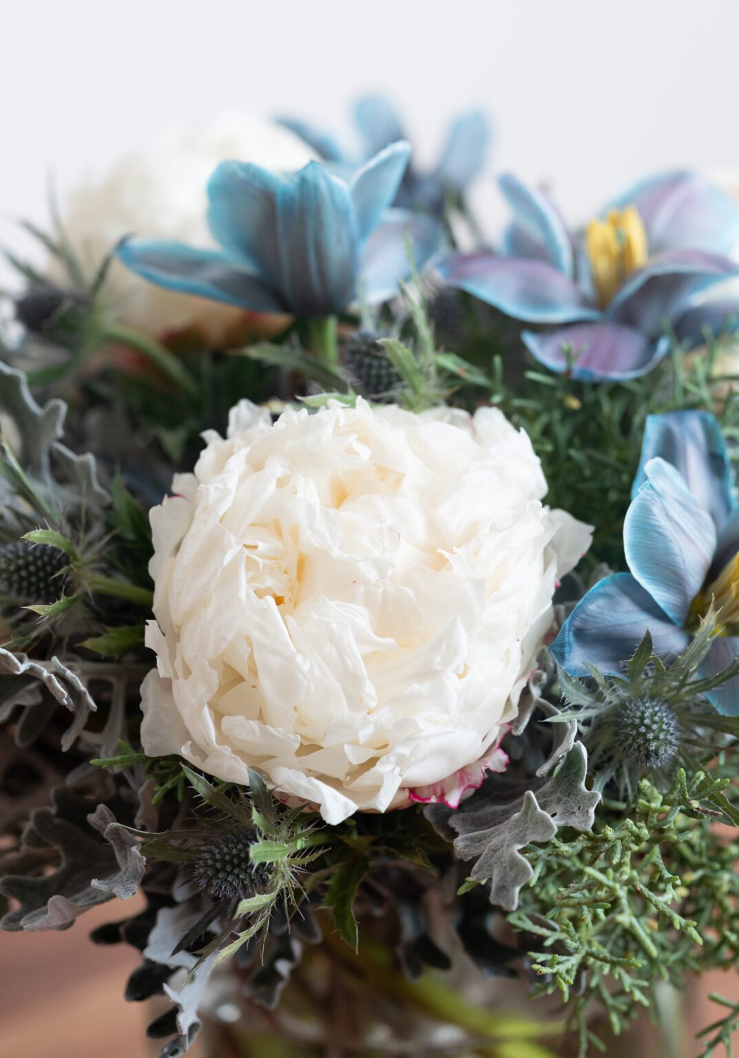 Frosted Midnight Low and Lush | Local Flower Delivery